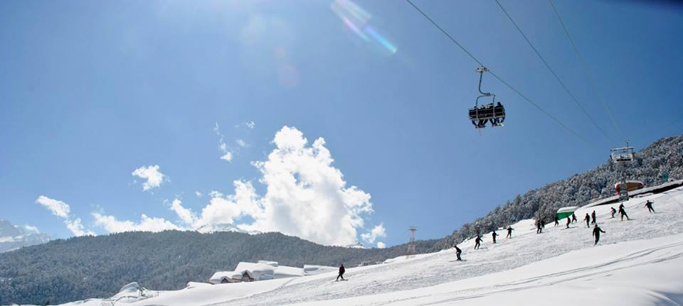 Auli Skiing Packages